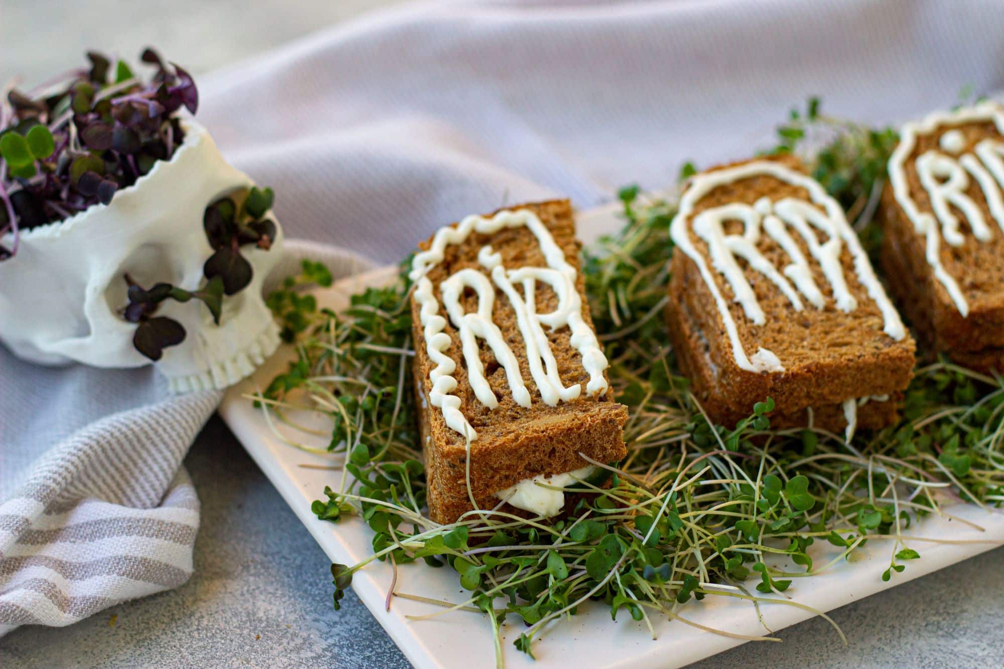 Halloween Tombstone Sandwiches - Single Girl's DIY