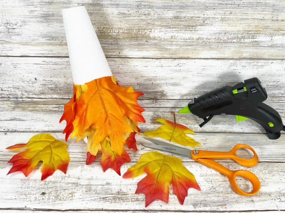 Easy Fall Gnome with Leaf Beard (Dollar Tree DIY) - Single Girl's DIY