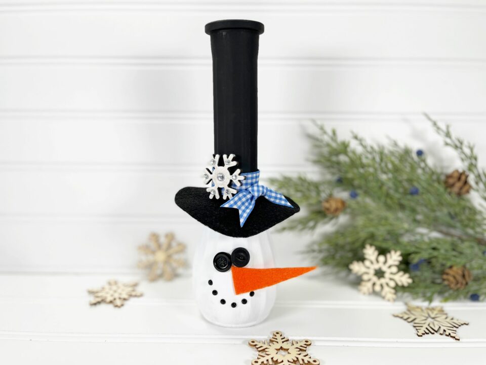 DIY Snowman Vase (Dollar Tree DIY) - Single Girl's DIY