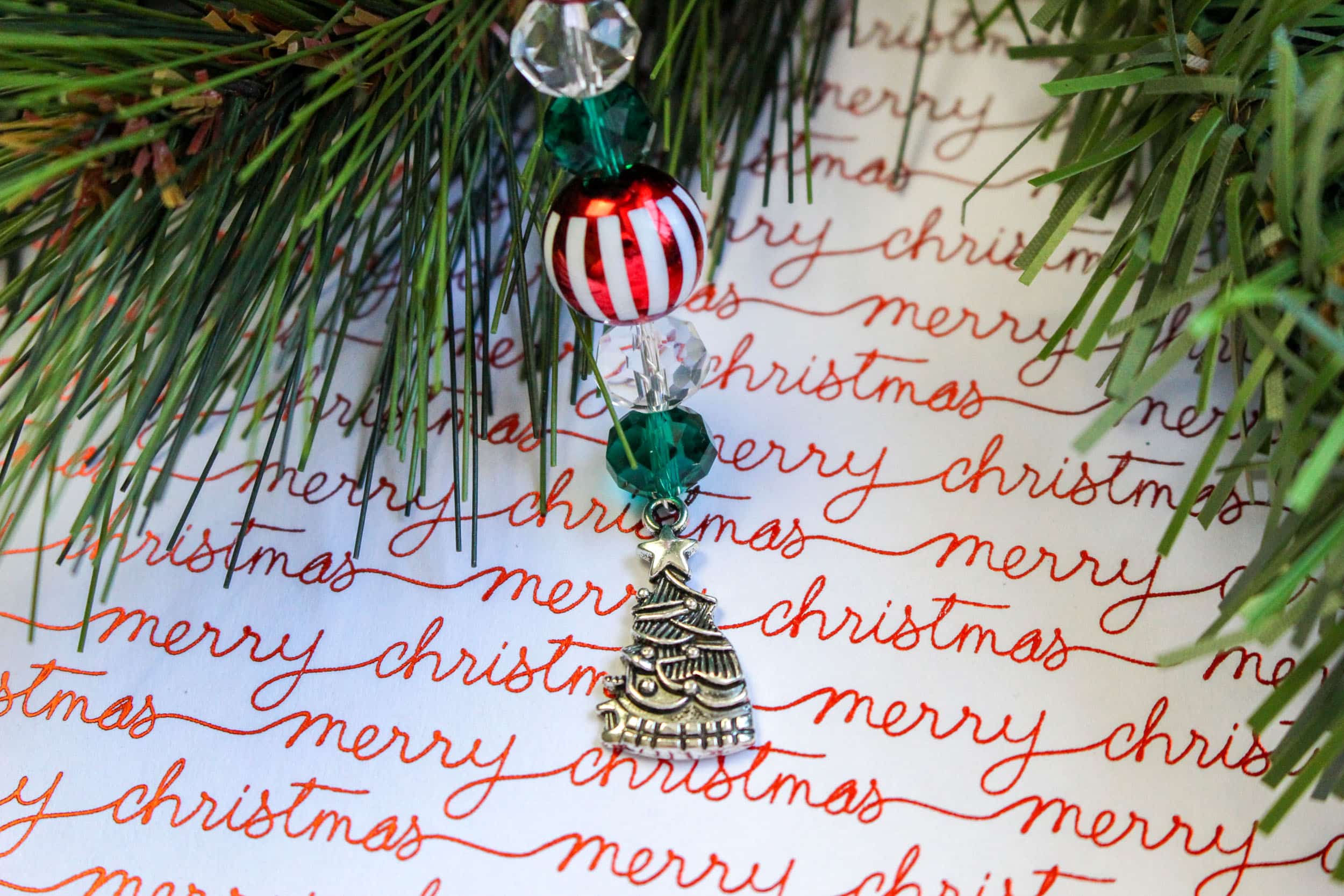 DIY Beaded Christmas Keychain - Single Girl's DIY