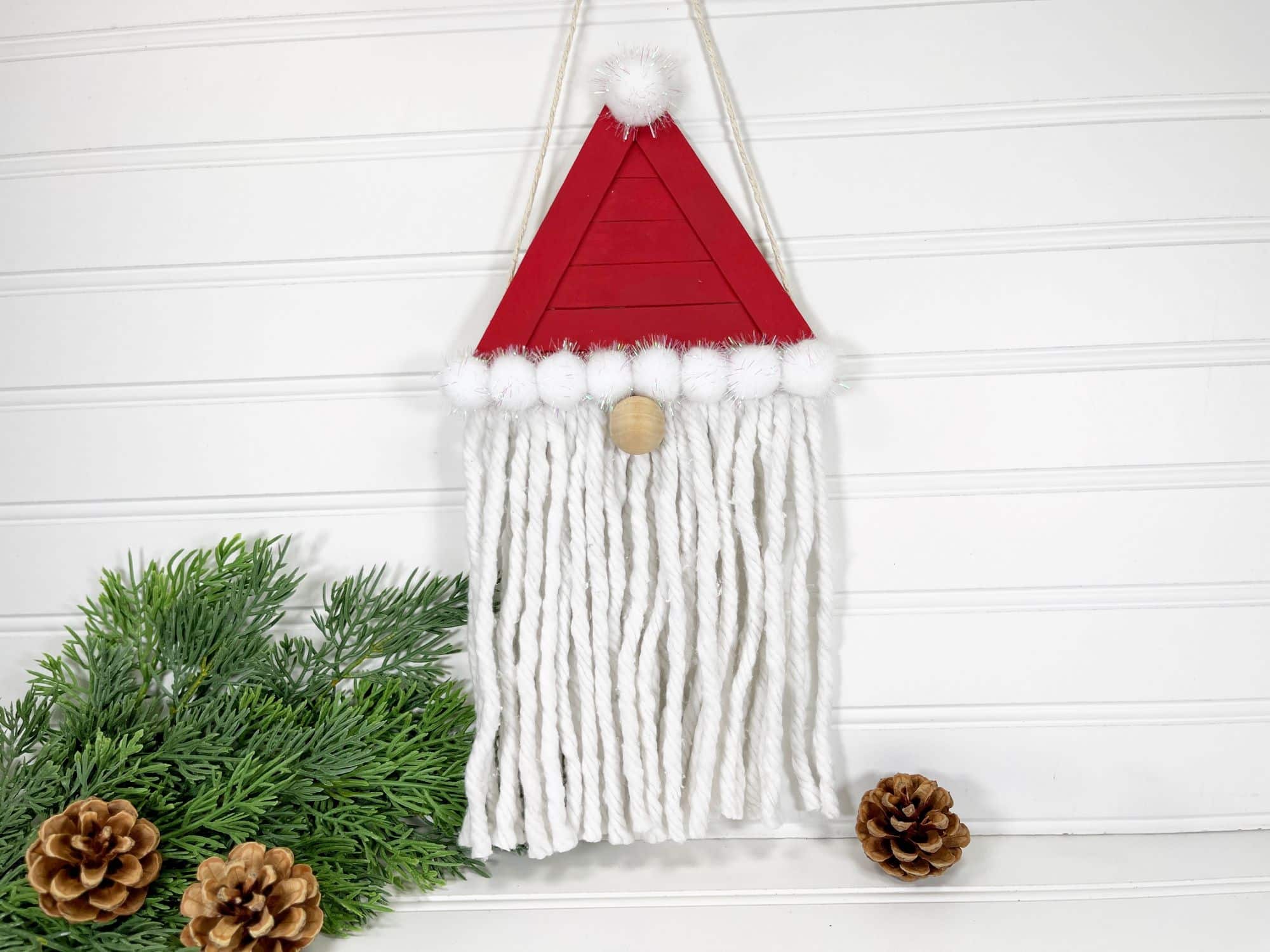 DIY Santa Gnome (Using a Mop Head) - Single Girl's DIY