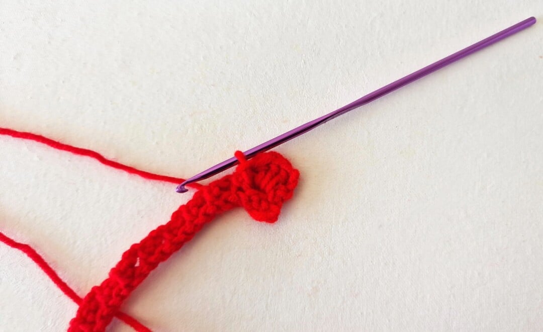 Crochet Rose (Free Pattern) - Single Girl's DIY