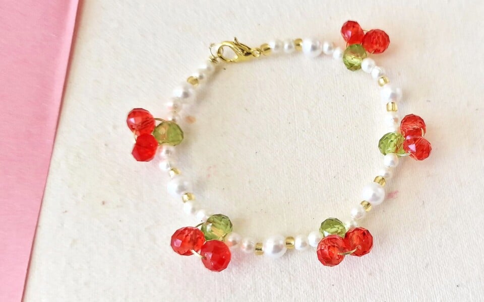 DIY Beaded Cherry Bracelet - Single Girl's DIY