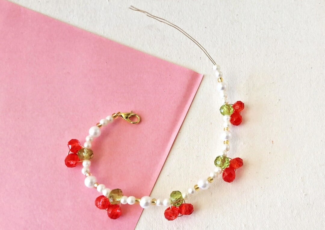 DIY Beaded Cherry Bracelet - Single Girl's DIY