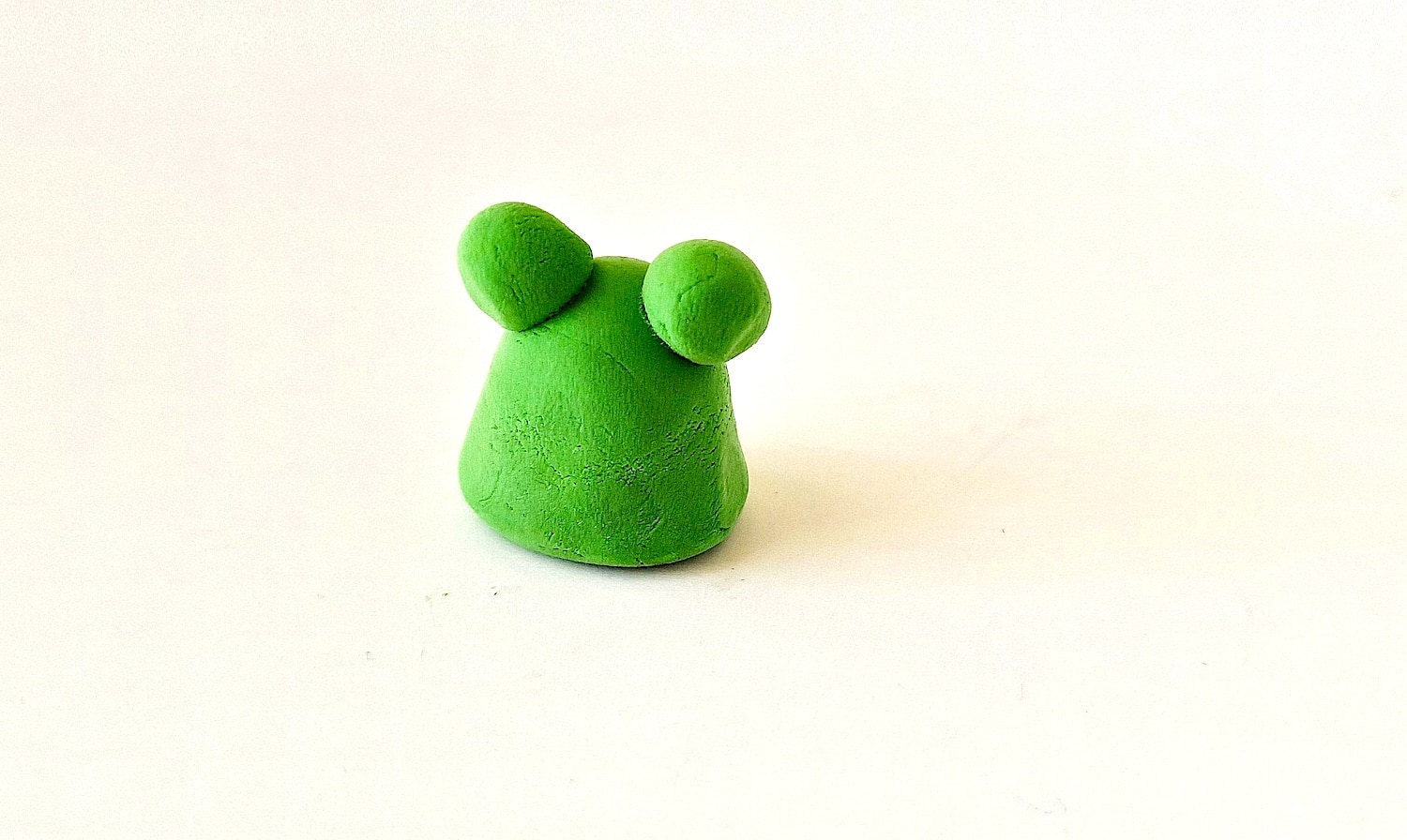DIY Clay Frog (Step by Step Photo Tutorial) - Single Girl's DIY