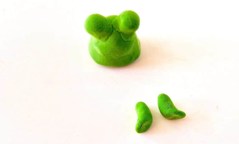 DIY Clay Frog (Step by Step Photo Tutorial) - Single Girl's DIY