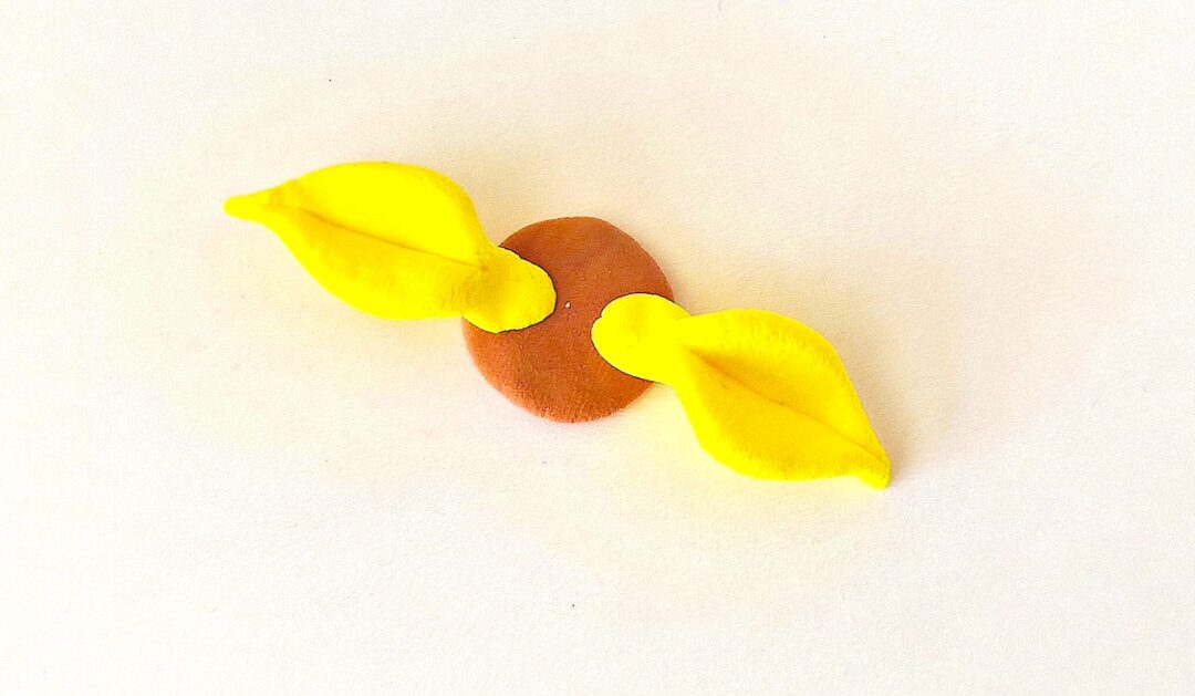 DIY Clay Sunflowers (Step by Step Tutorial) - Single Girl's DIY