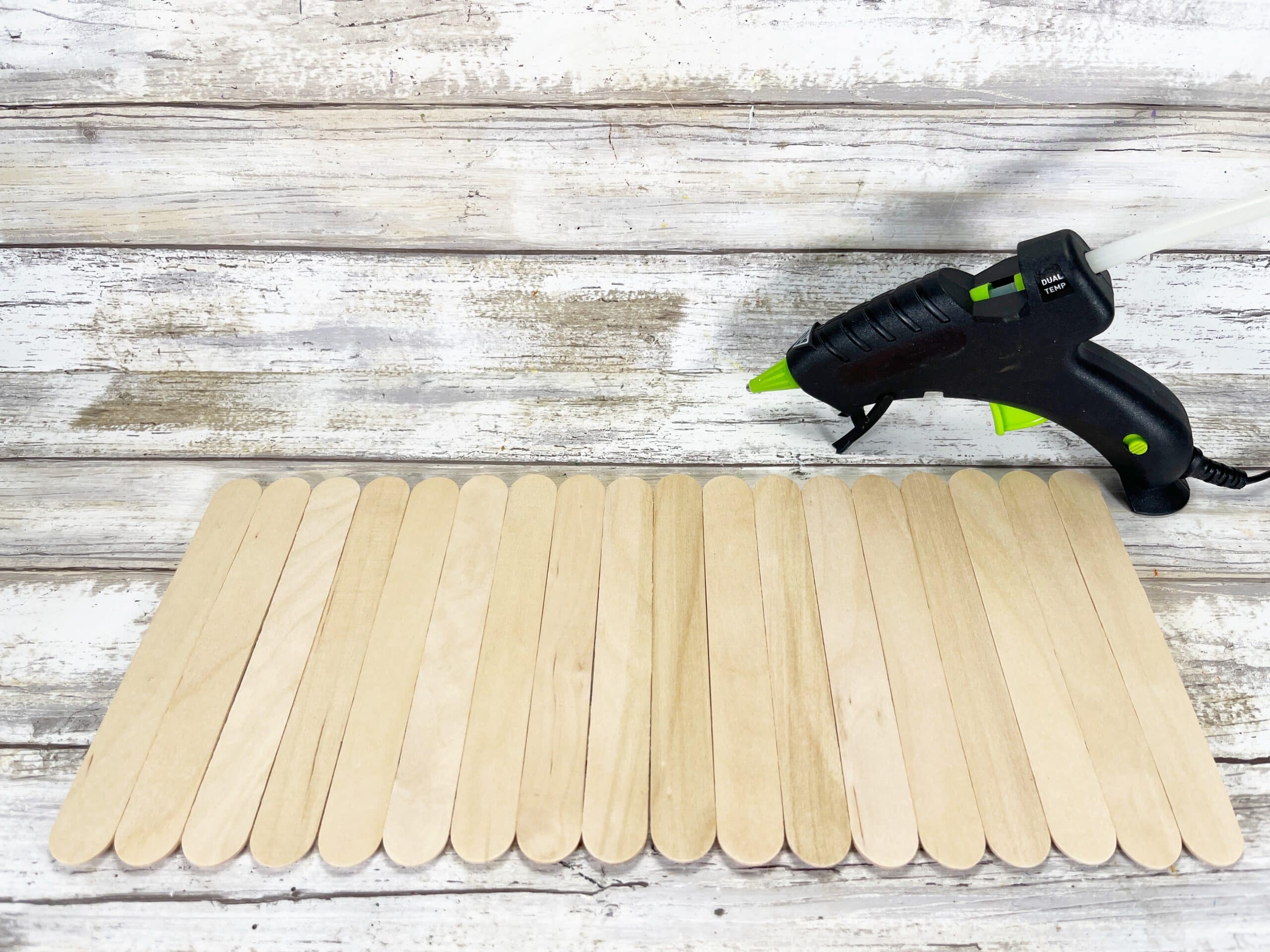 Valentines Day Craft Stick Love Sign (Dollar Tree DIY) - Single Girl's DIY