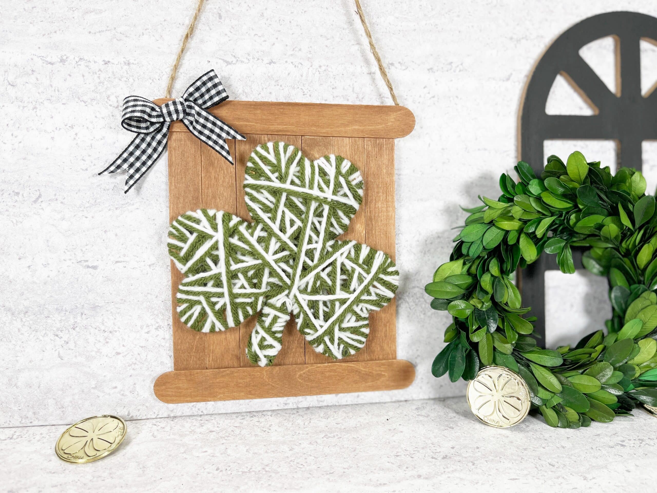 DIY Yarn Wrapped Shamrock Sign - Single Girl's DIY