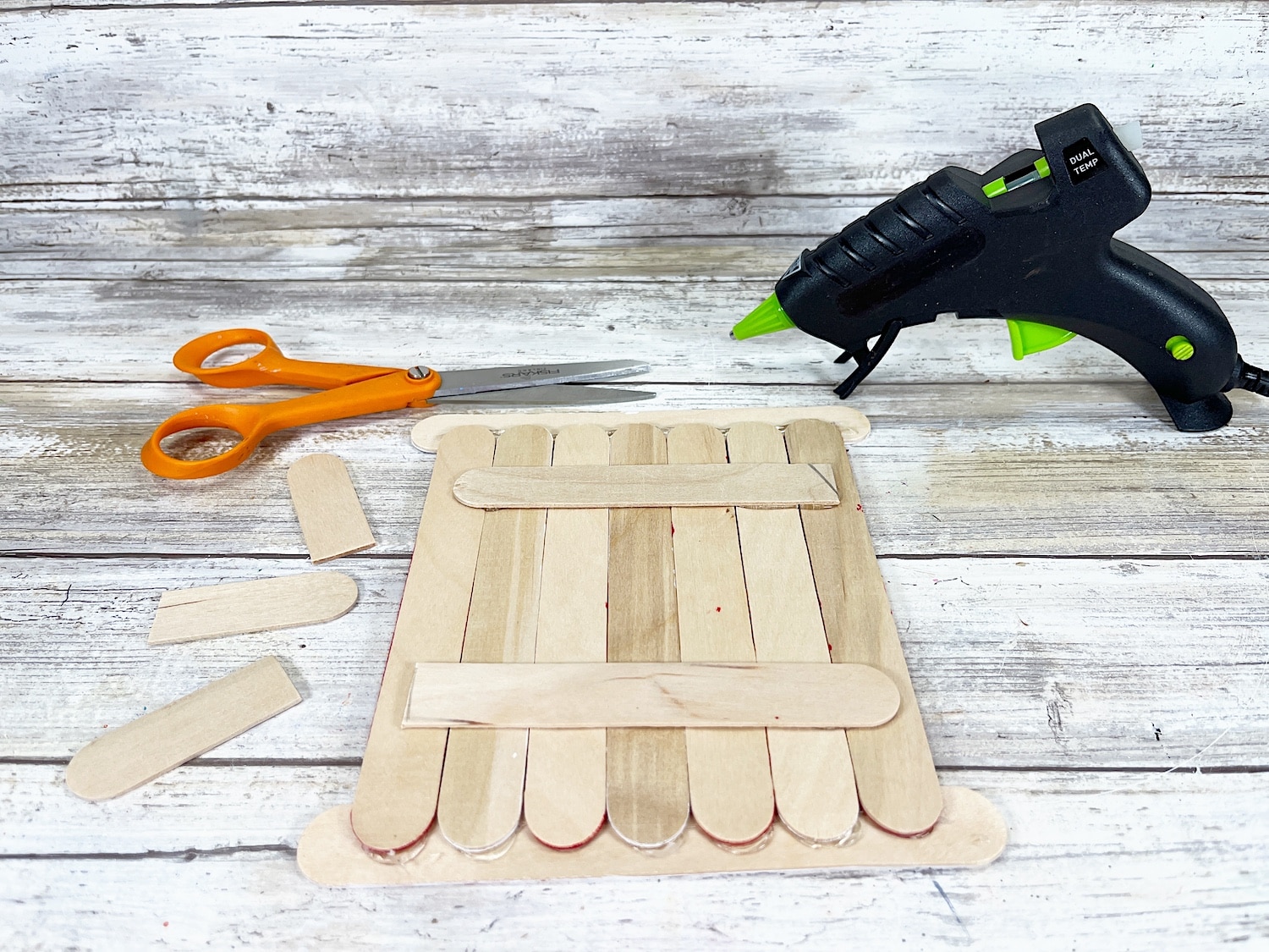 Patriotic Craft Stick Sign (Dollar Store DIY) - Single Girl's DIY