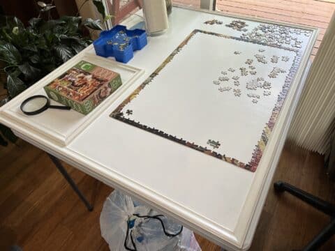 How to Make a Puzzle Board - Single Girl's DIY