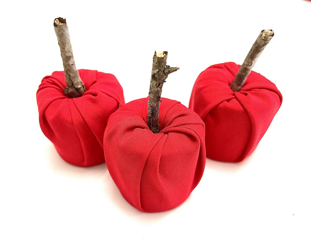 Pool Noodle Apple Decorations - Single Girl's DIY