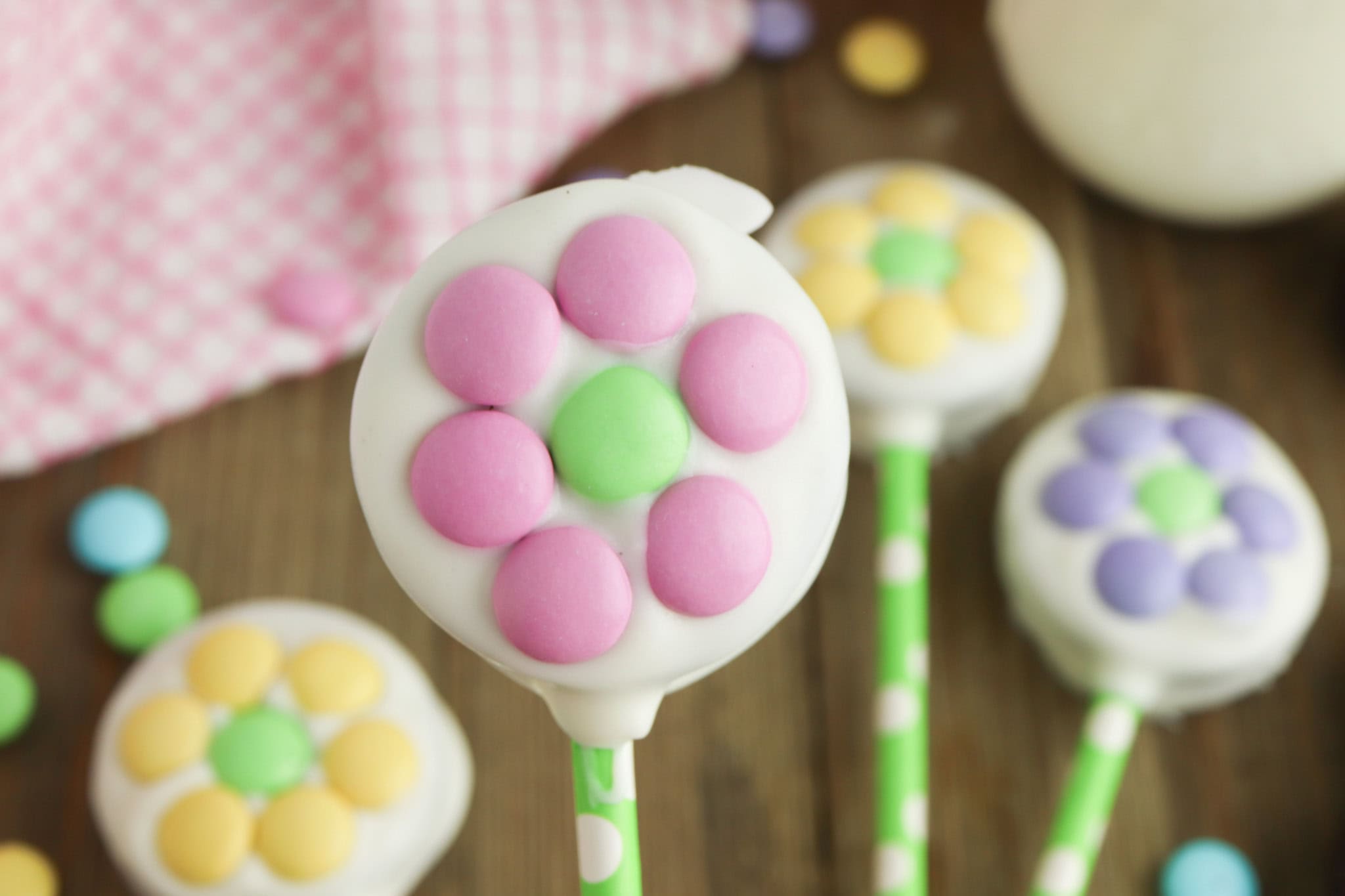 Oreo Flower Pops (No-Bake Recipe) - Single Girl's DIY
