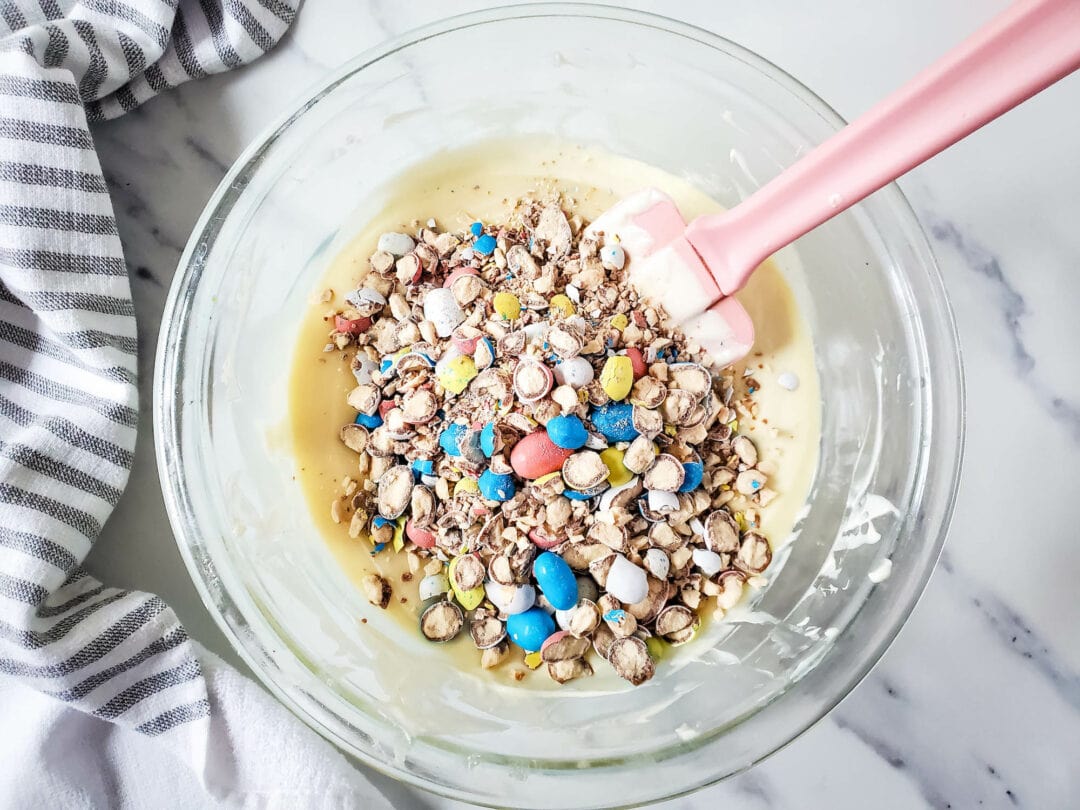 Robin Egg Fudge (Only 3 Ingredients!) - Single Girl's DIY