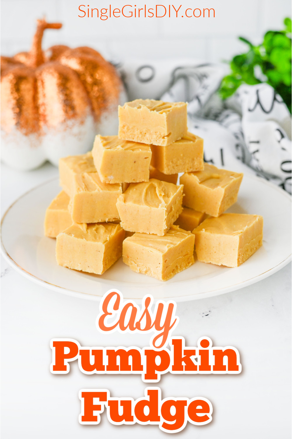 Pumpkin Fudge Recipe - Single Girl's DIY